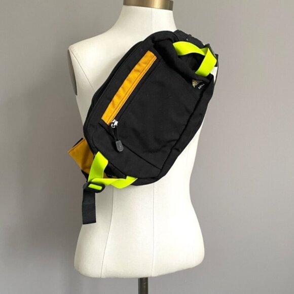 Nike ACG | Bags | Vintage Nike Acg Solo Convertible Fanny Waist Pack ...